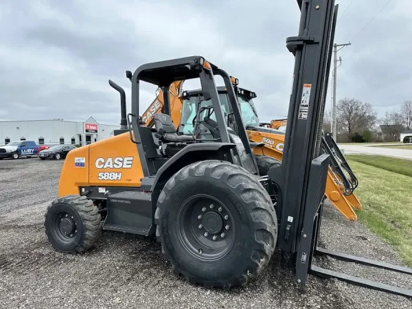 CASE 588H Rough Terrain Forklift for sale - NRC790018