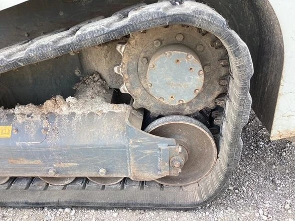 2017 Takeuchi TL8 Compact Track Loader - EQ0050272